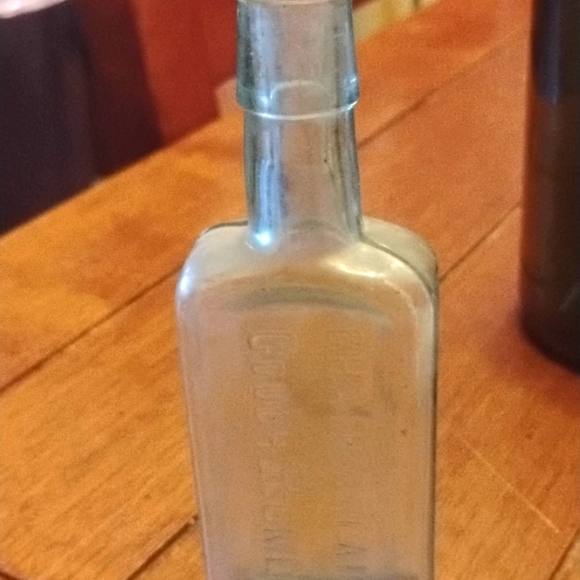 Chamberlain's | Accents | Vintage Bottle | Poshmark